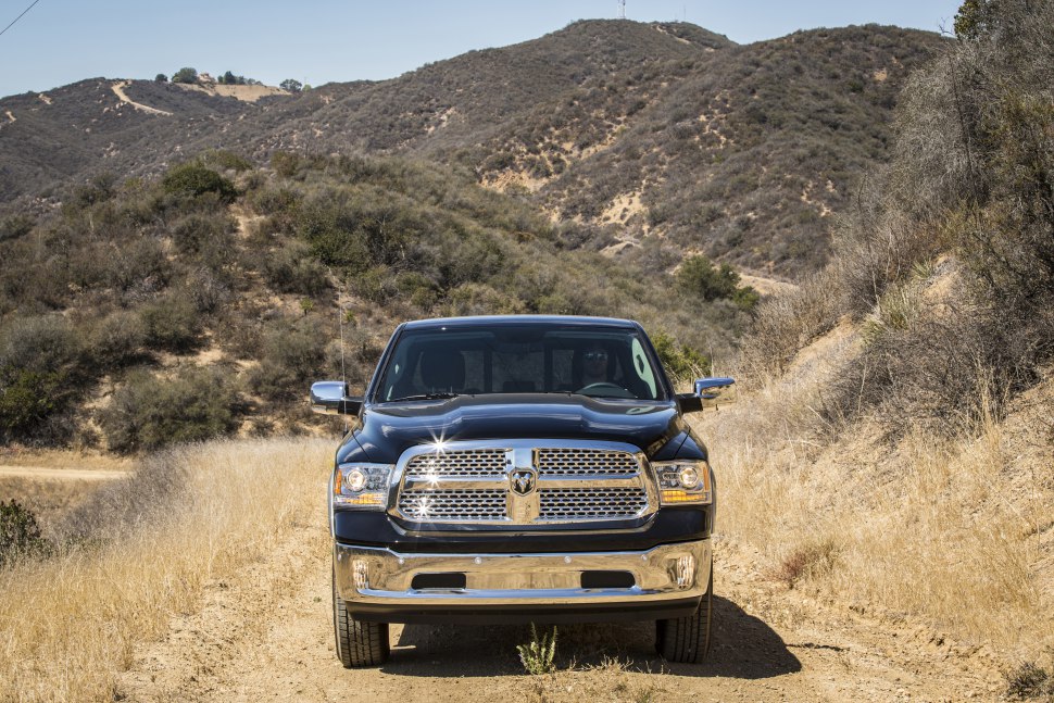 RAM 1500 Crew Cab Short I (facelift 2013) 3.6 Pentastar V6 (305 Hp ...